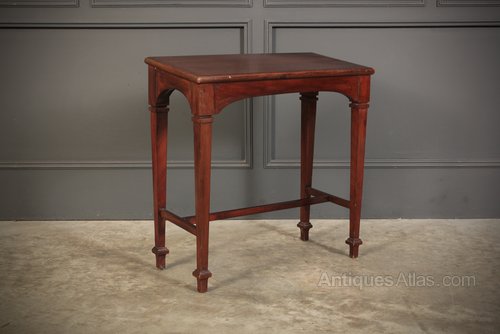 Small Mahogany Reading Table - Antiques Atlas