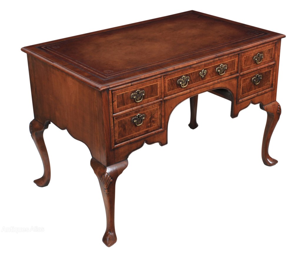 Walnut Queen Anne Style Writing Table - Antiques Atlas