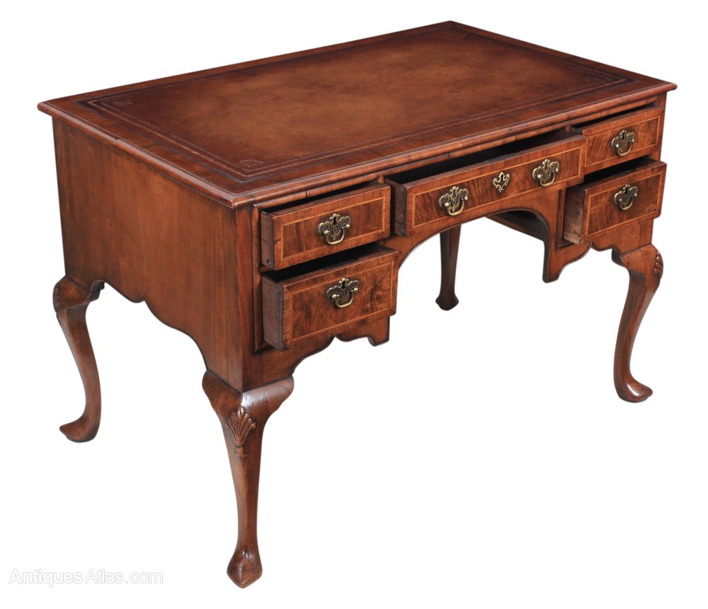 Walnut Queen Anne Style Writing Table - Antiques Atlas