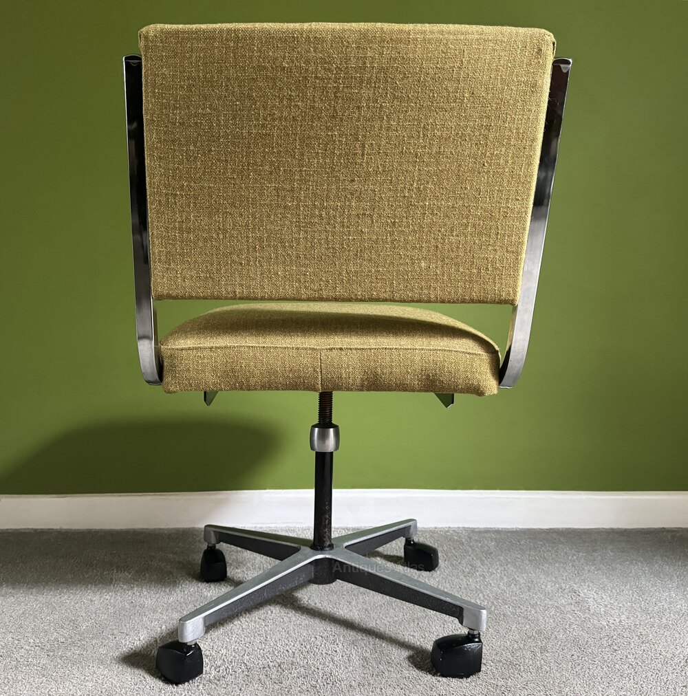 Antiques Atlas - 1960s RM Office Chrome Swivel Chair In Green ...