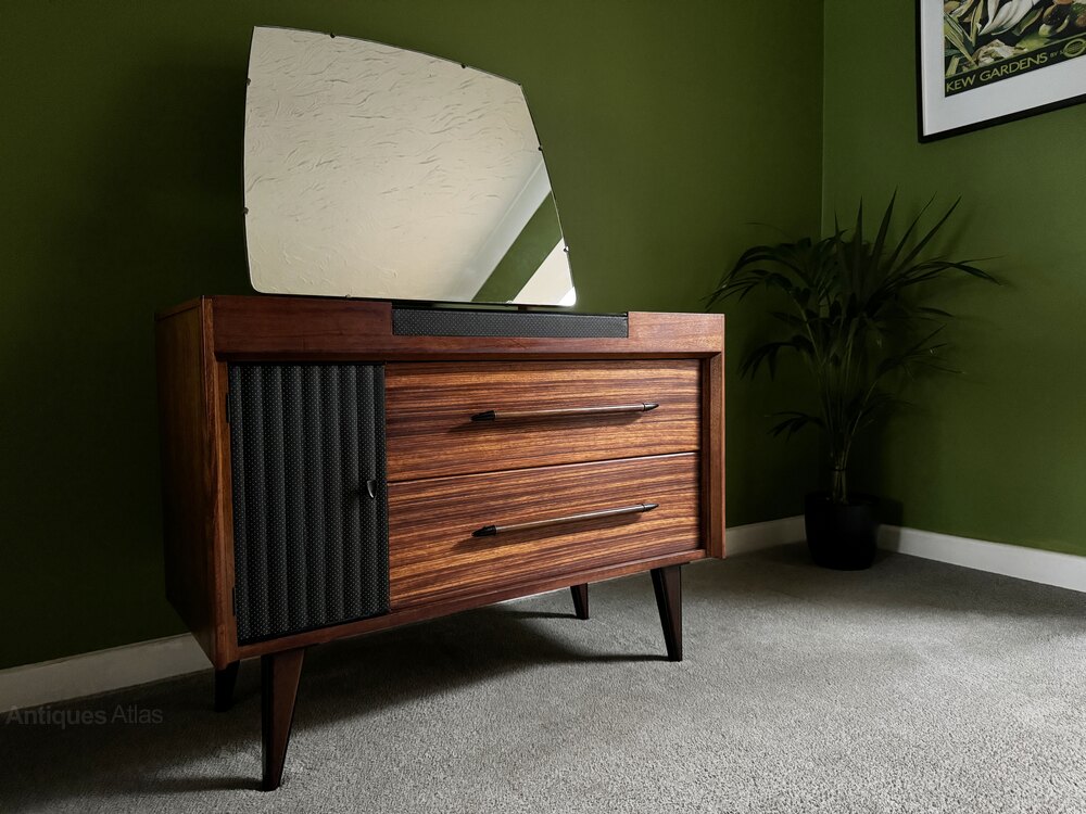 Antiques Atlas - Mid Century Lebus Link Dressing Table / Sideboard ...