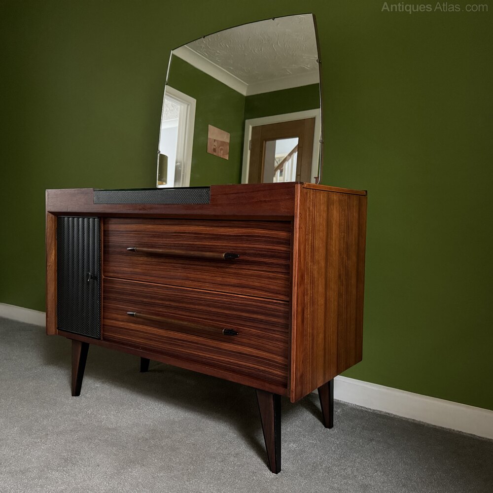 Antiques Atlas - Mid Century Lebus Link Dressing Table / Sideboard ...