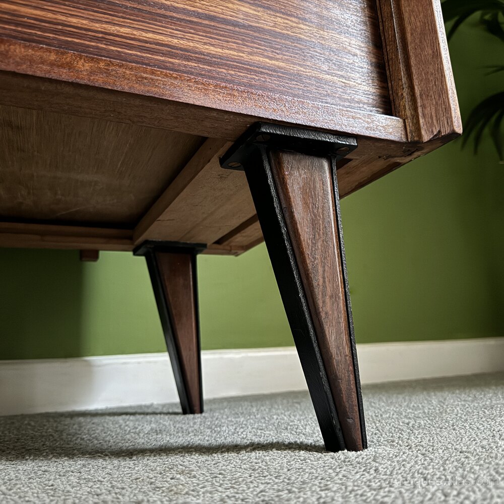 Antiques Atlas - Mid Century Lebus Link Dressing Table / Sideboard ...