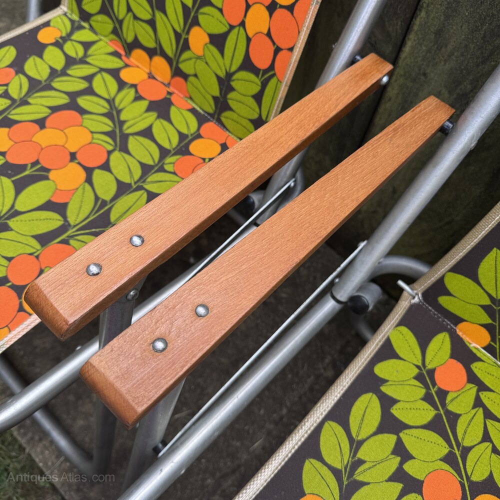 Antiques Atlas - Pair 1970s Folding Retro Camping / Garden Chairs ...