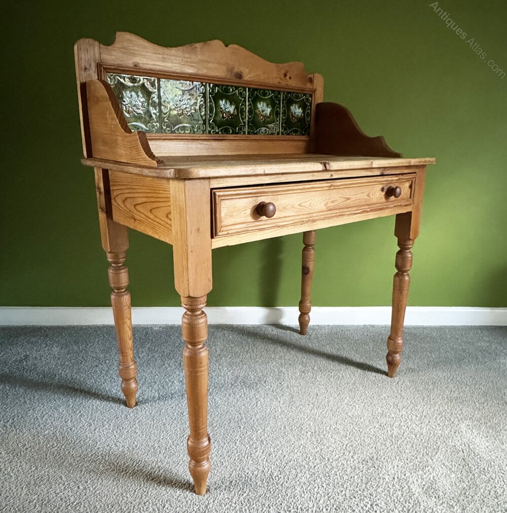 Pine Wash Stand With Green / Blue Cyclamen Tiles as1177a304 / LLV00232 - Antiques Atlas