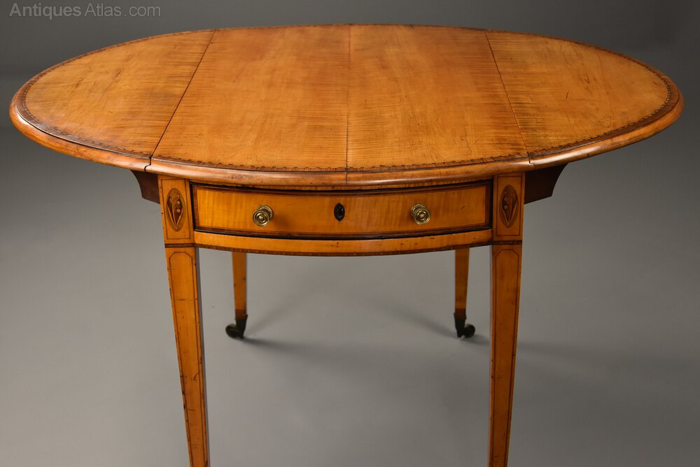 Rare 18thc Fiddleback Sycamore Pembroke Table - Antiques Atlas