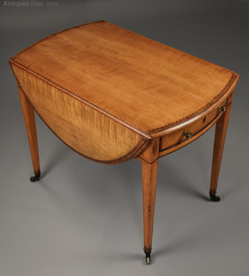 Rare 18thc Fiddleback Sycamore Pembroke Table - Antiques Atlas