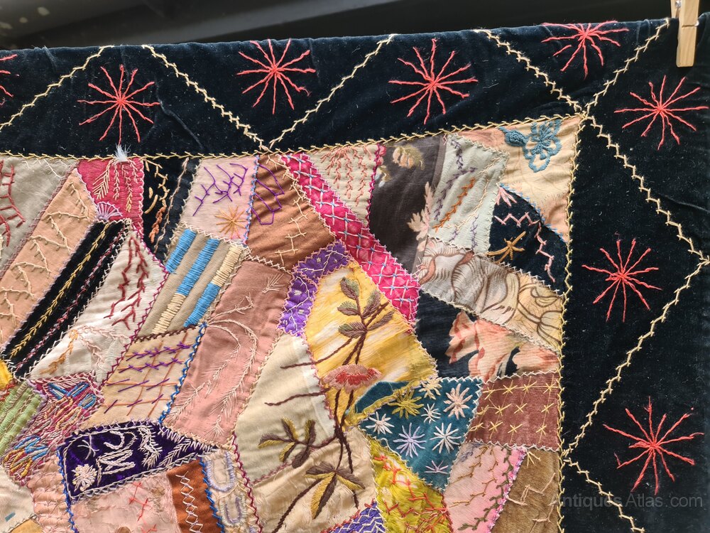 Antiques Atlas - Superb Victorian Patchwork Quilt - Museum Quality