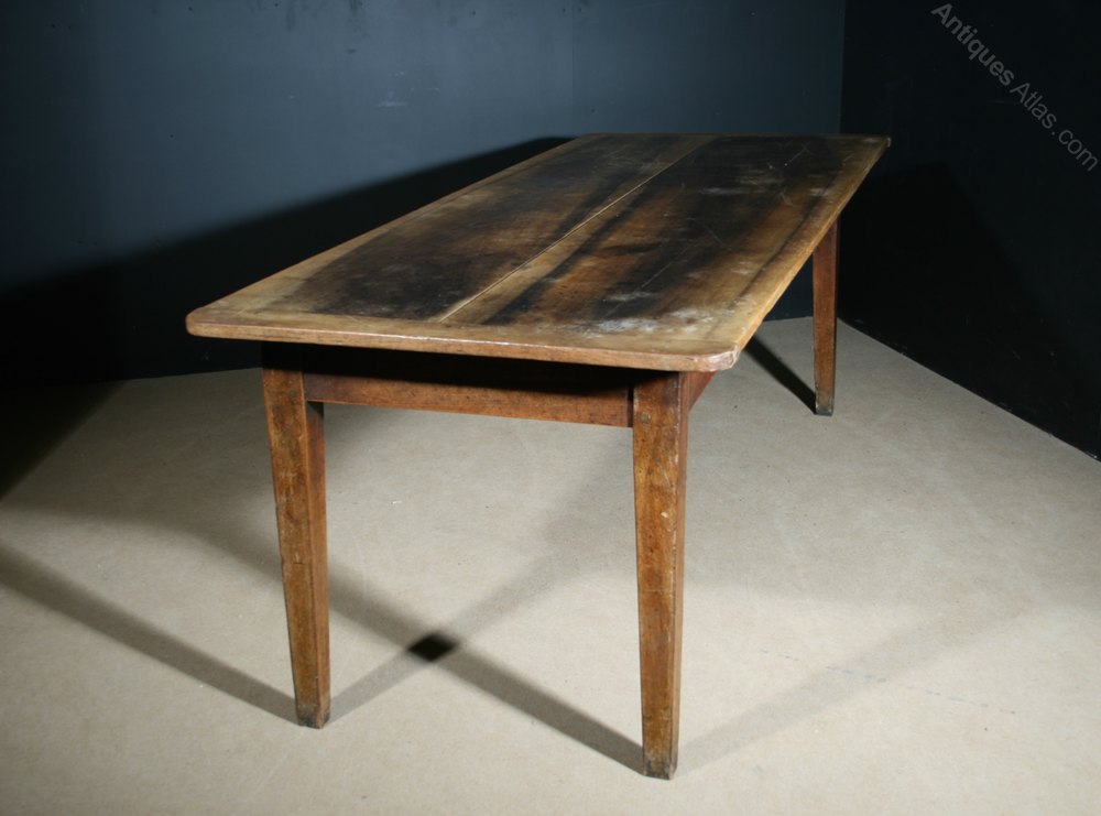 Large Antique Walnut Dining Table - Antiques Atlas