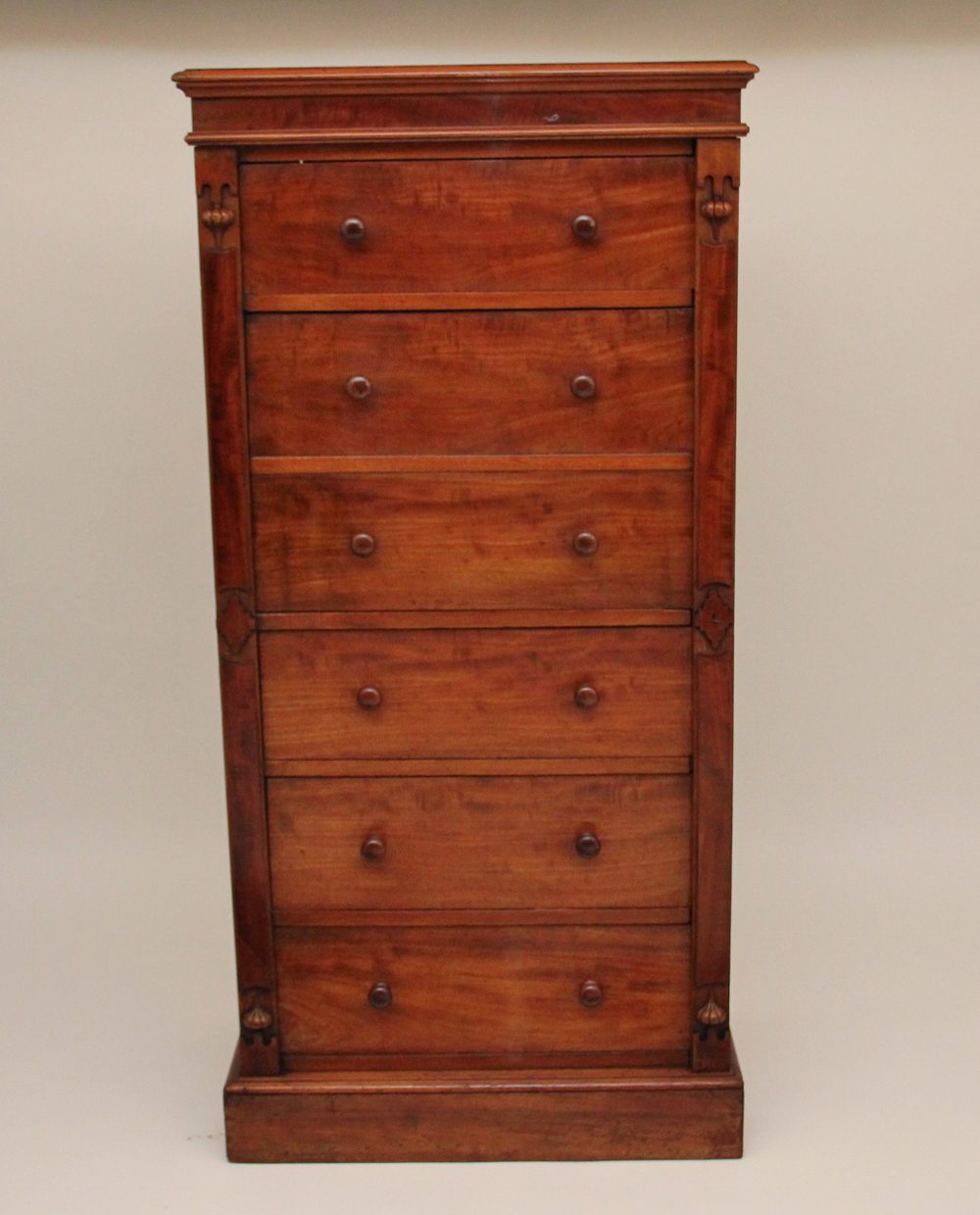 Wellington Chest as256a446 - Antiques Atlas