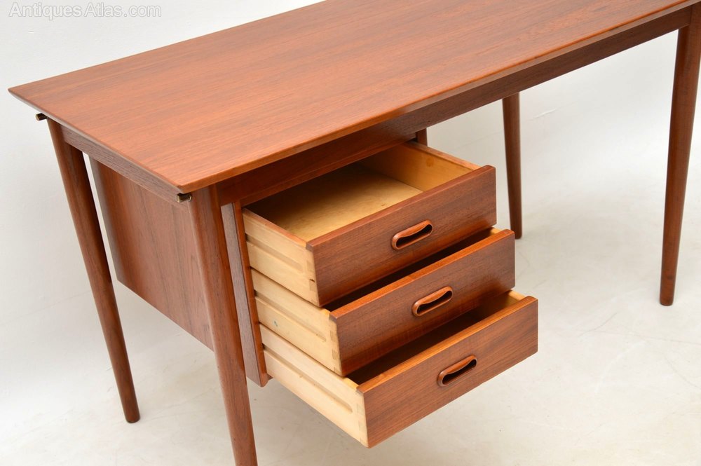 Antiques Atlas - 1960’s Vintage Danish Teak Desk By Arne Vodder