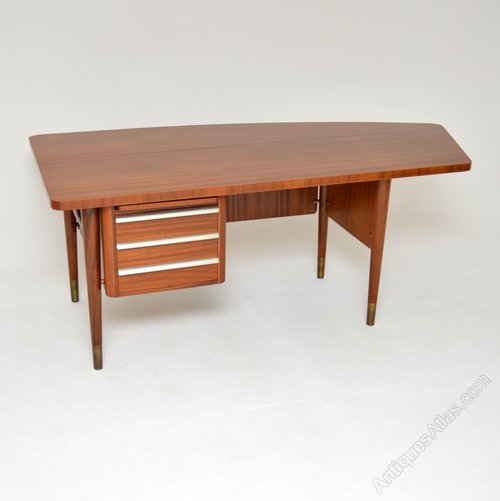 Antiques Atlas - 1960's Vintage Walnut Executive Desk