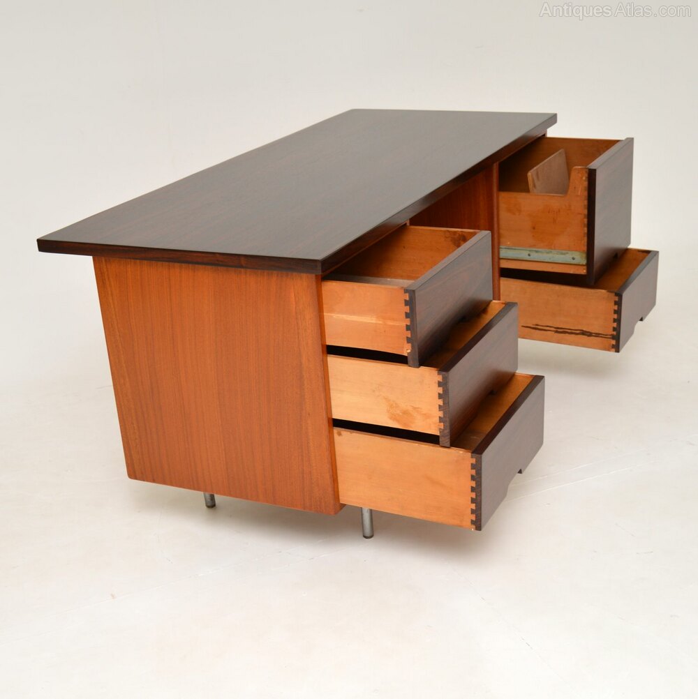Antiques Atlas - Vintage Hilleplan Desk By Robin Day as592a11894 / 10100