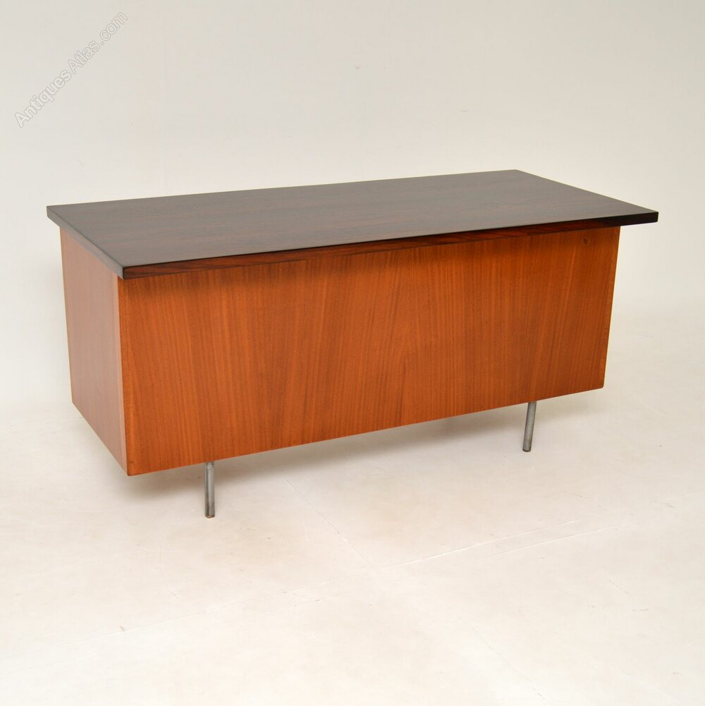 Antiques Atlas - Vintage Hilleplan Desk By Robin Day as592a11894 / 10100