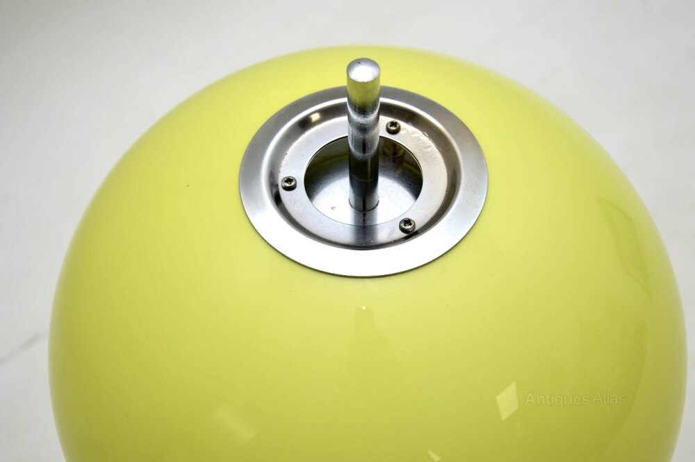 Antiques Atlas - Vintage Italian Guzzini Style Chrome Mushroom Lamp ...