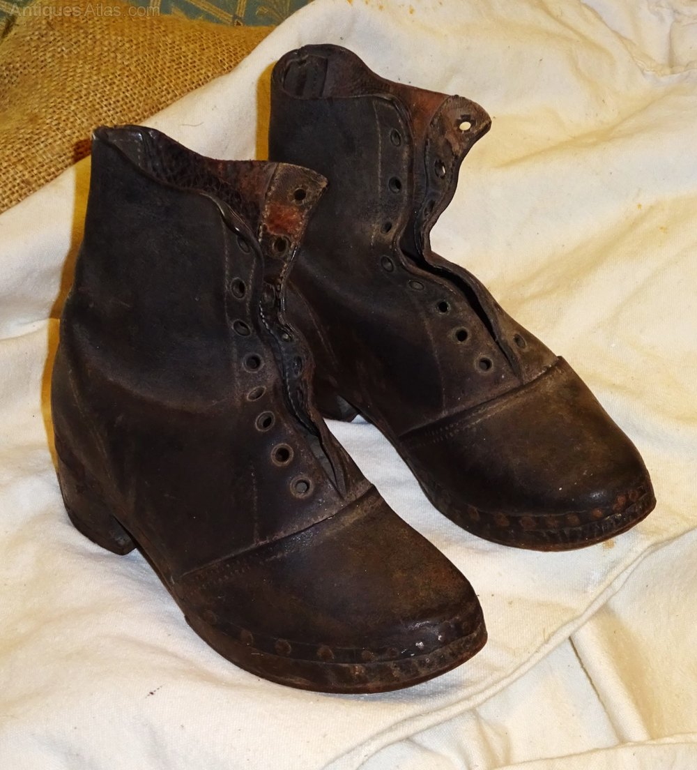 Antiques Atlas - A Beautifully Made Pair Of Victorian Child’s Clogs