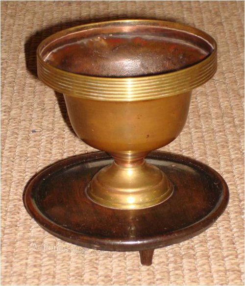 Antiques Atlas - A Very Scarce Dutch Pipe Stand