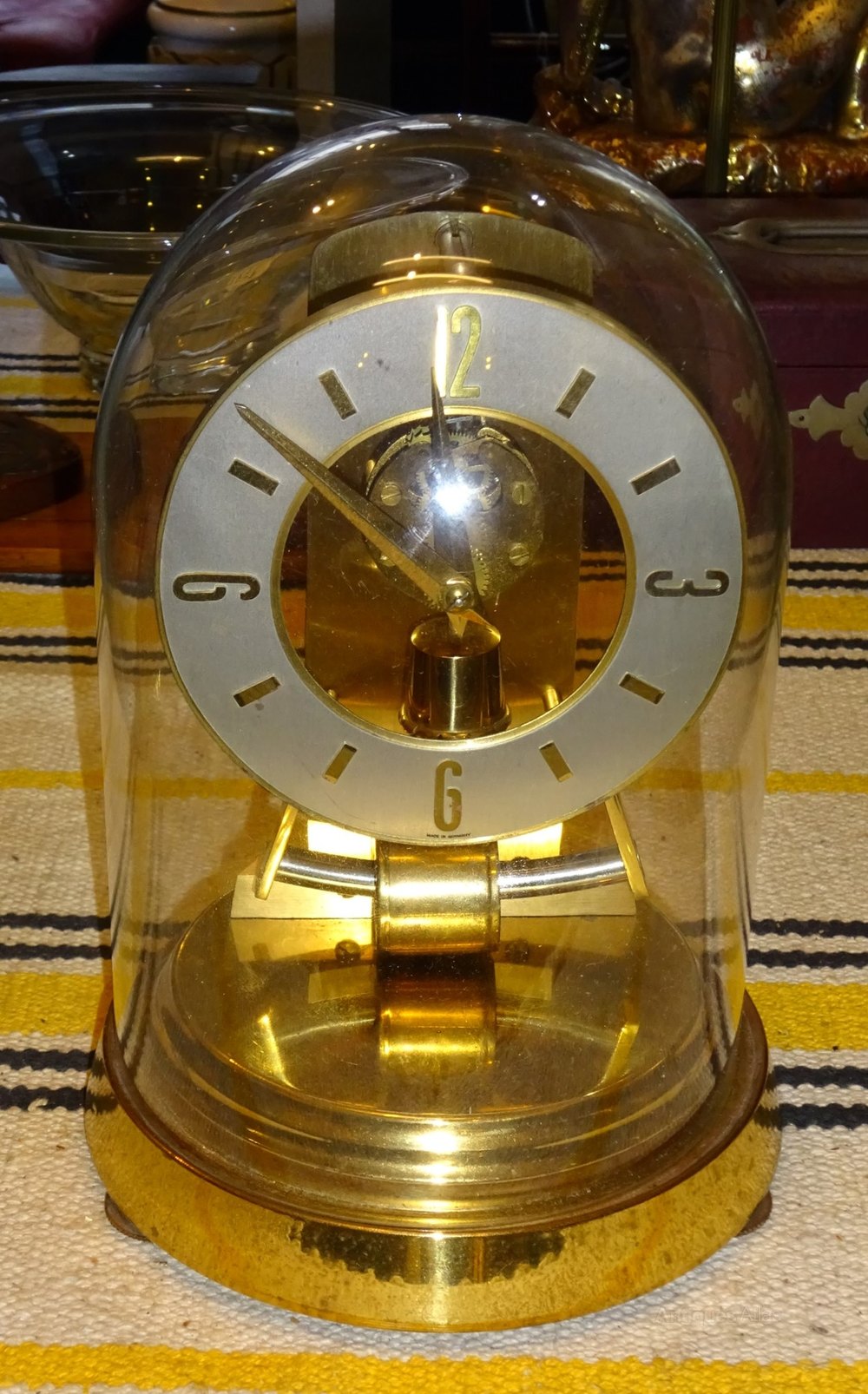 Antiques Atlas - A Stylish Mid-century Mantel Clock By Kundo