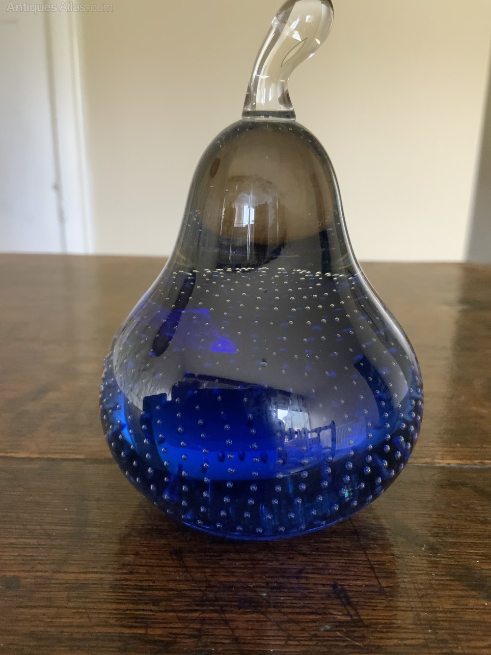 Antiques Atlas - Vintage Pear Controlled Bubble Glass Paperweight