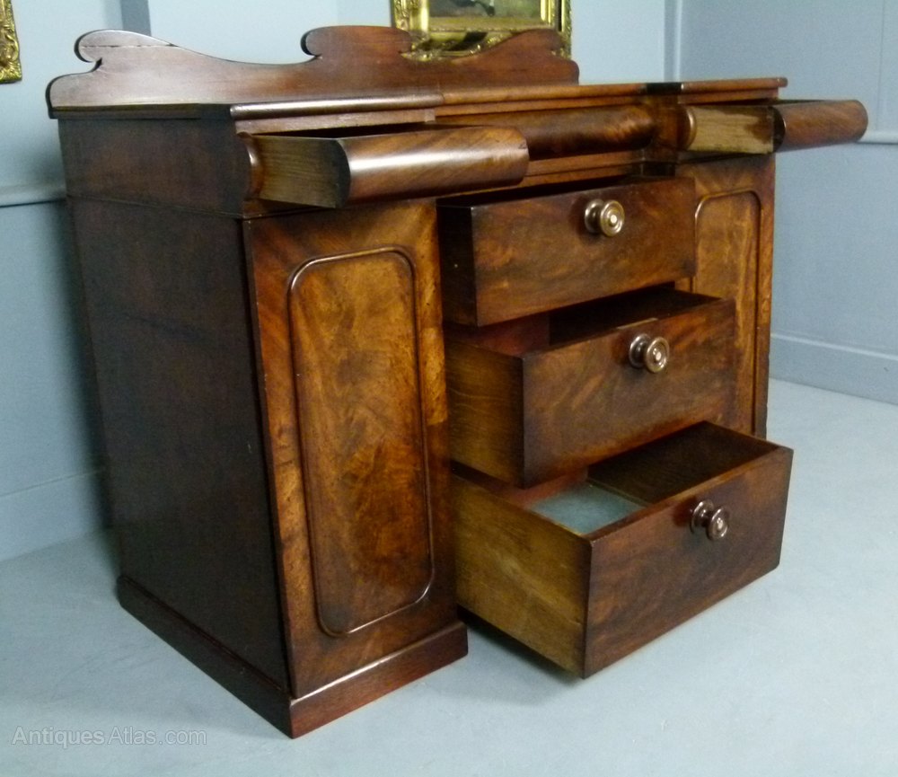 Early Victorian Mahogany Clerk`s Desk Sideboard - Antiques Atlas