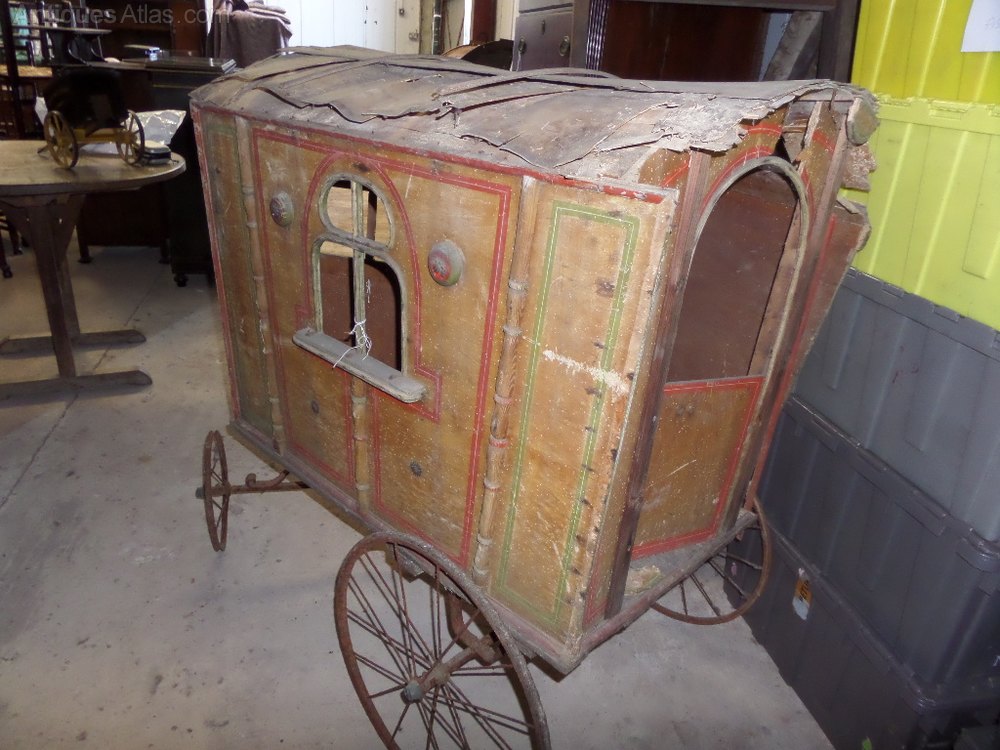 Antiques Atlas - Romany Caravan,child,s For Restoration C1890