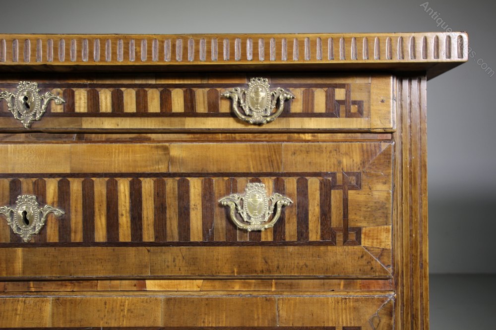 Wonderful 19th C Antique Commode Chest Of Drawers - Antiques Atlas