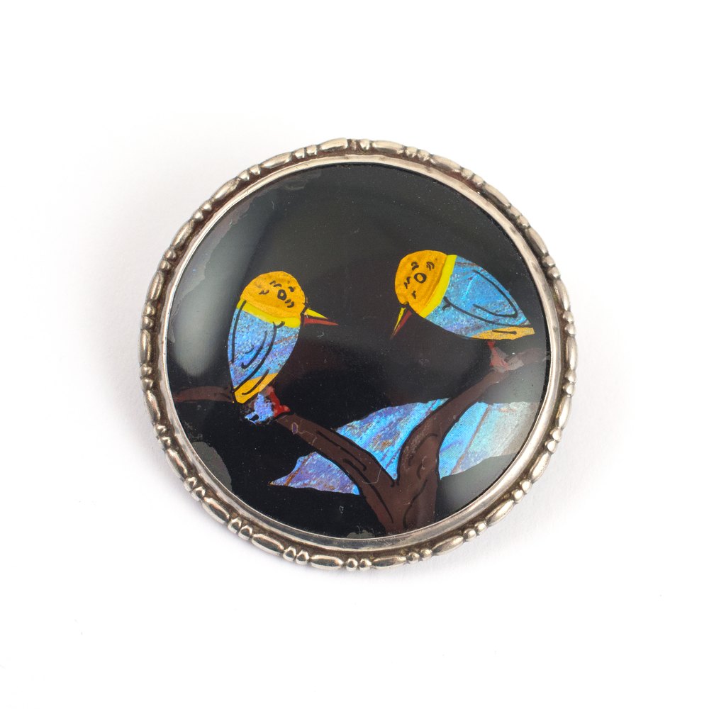 Antiques Atlas - Butterfly Wing Silver Brooch With Bird Scene C1930