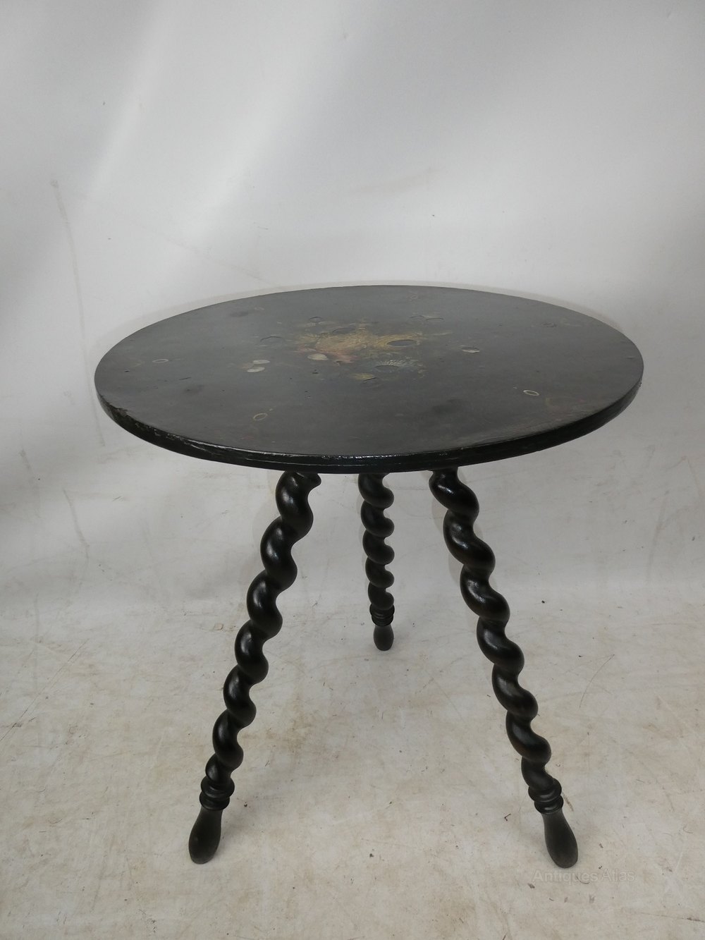 19thC Papier Mache Gypsy Table - Antiques Atlas
