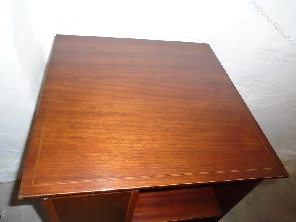 Revolving Bookcase By Charles Jenner & Co. - Antiques Atlas