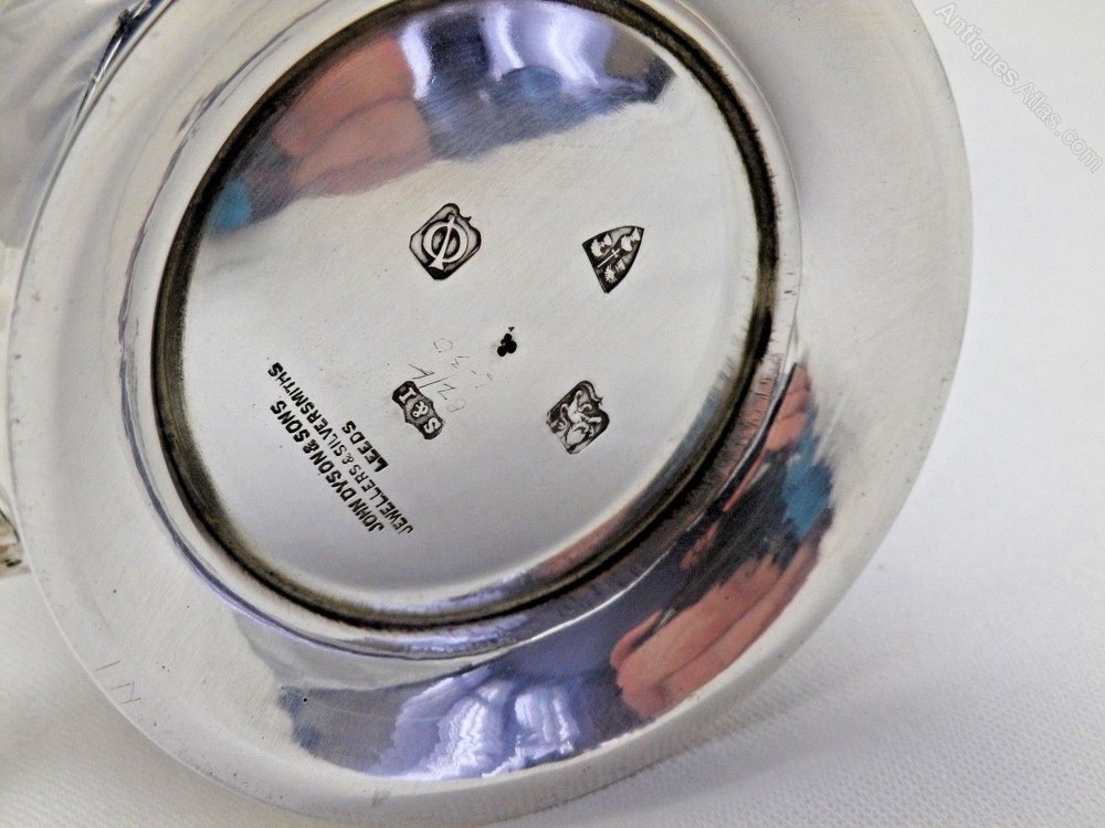 Antiques Atlas - Vintage Solid Silver 1/2 Pint Tankard 194g