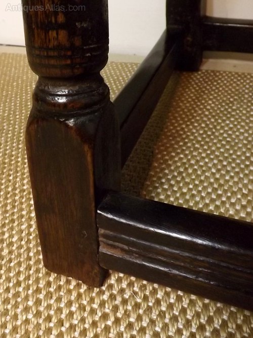 17th C Oak Joint Stool - Antiques Atlas
