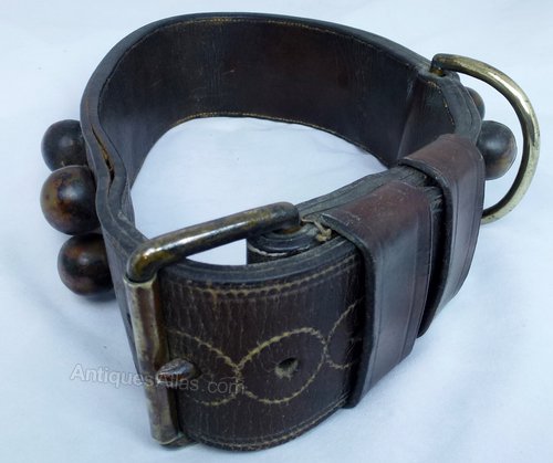 Antiques Atlas - Large 19th C Dog Collar