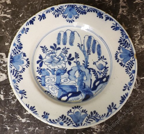 Antiques Atlas - Pair 18th C Delft Plates