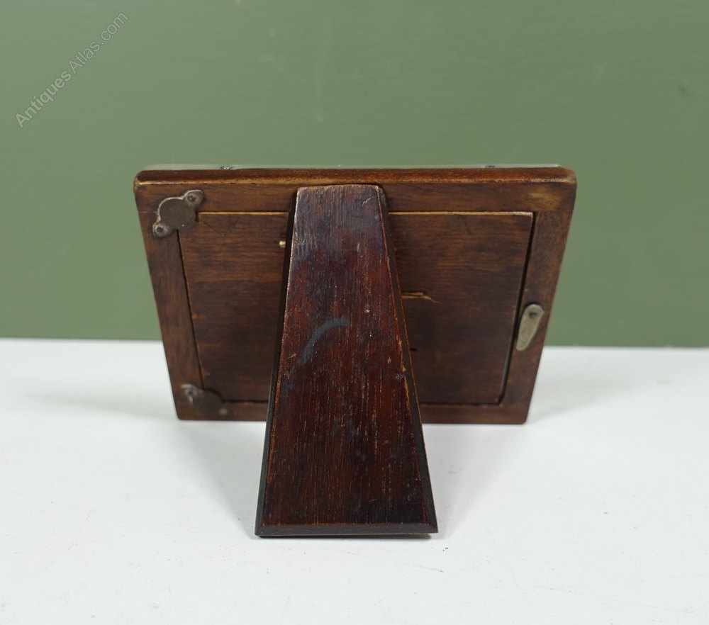 Antiques Atlas - Small Silver Frame, Chester 1897