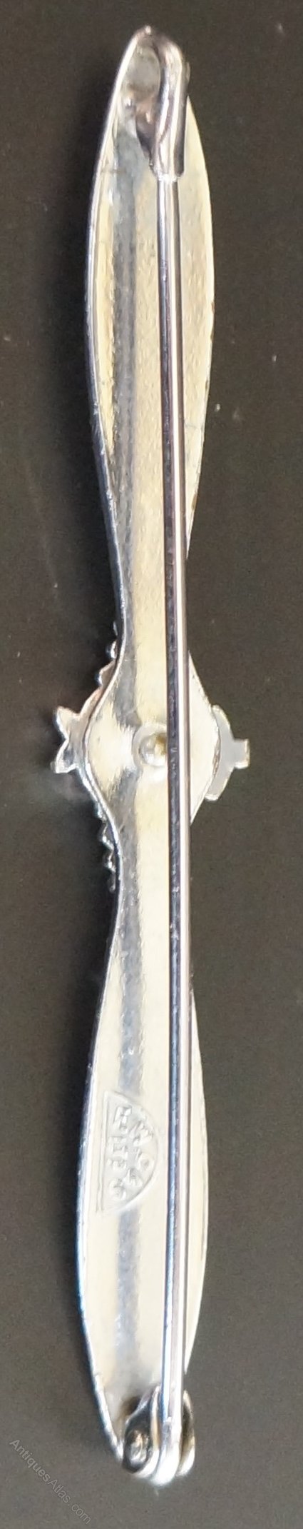 Antiques Atlas - A 20th Century RAF Wings & Propeller Brooch