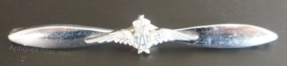 Antiques Atlas - A 20th Century RAF Wings & Propeller Brooch