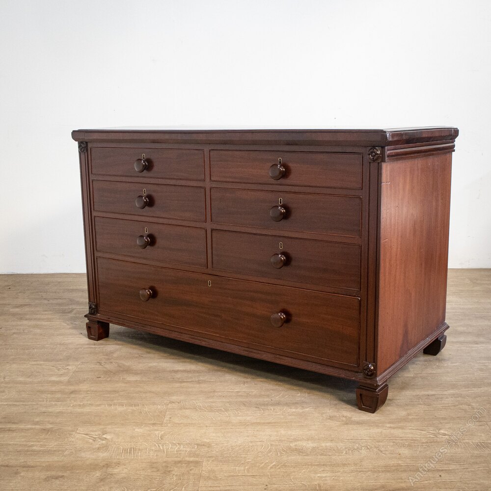 Low Bank Of Deep Mahogany Drawers as343a4443 / S4DZST3090 - Antiques Atlas