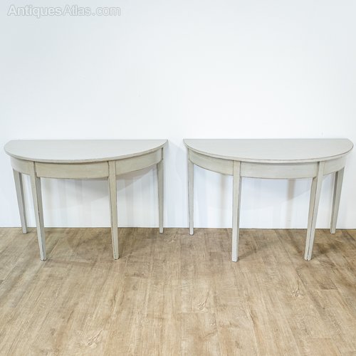 Pair Of Georgian Demi Lune Tables - Antiques Atlas