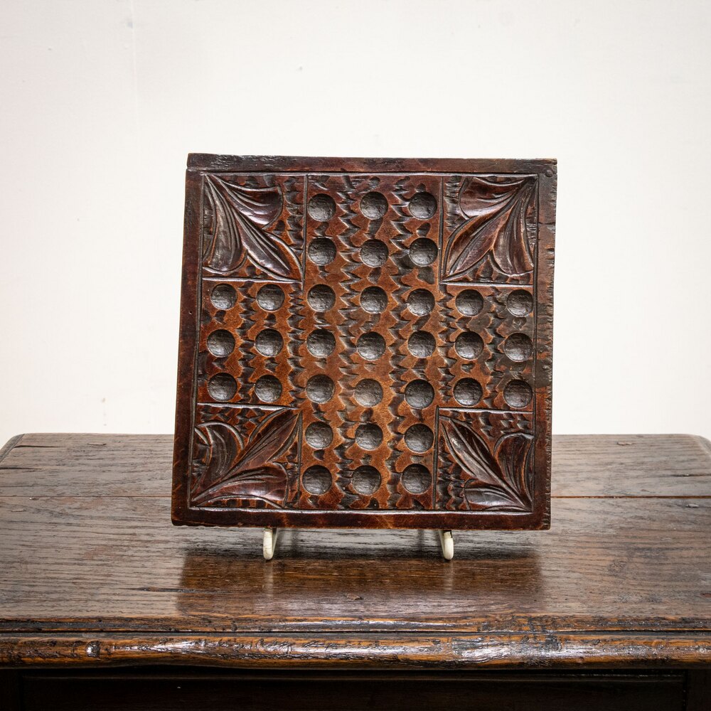 Antiques Atlas - Rare Design Carved Solitaire Box as343a4935 / S4DZST3674