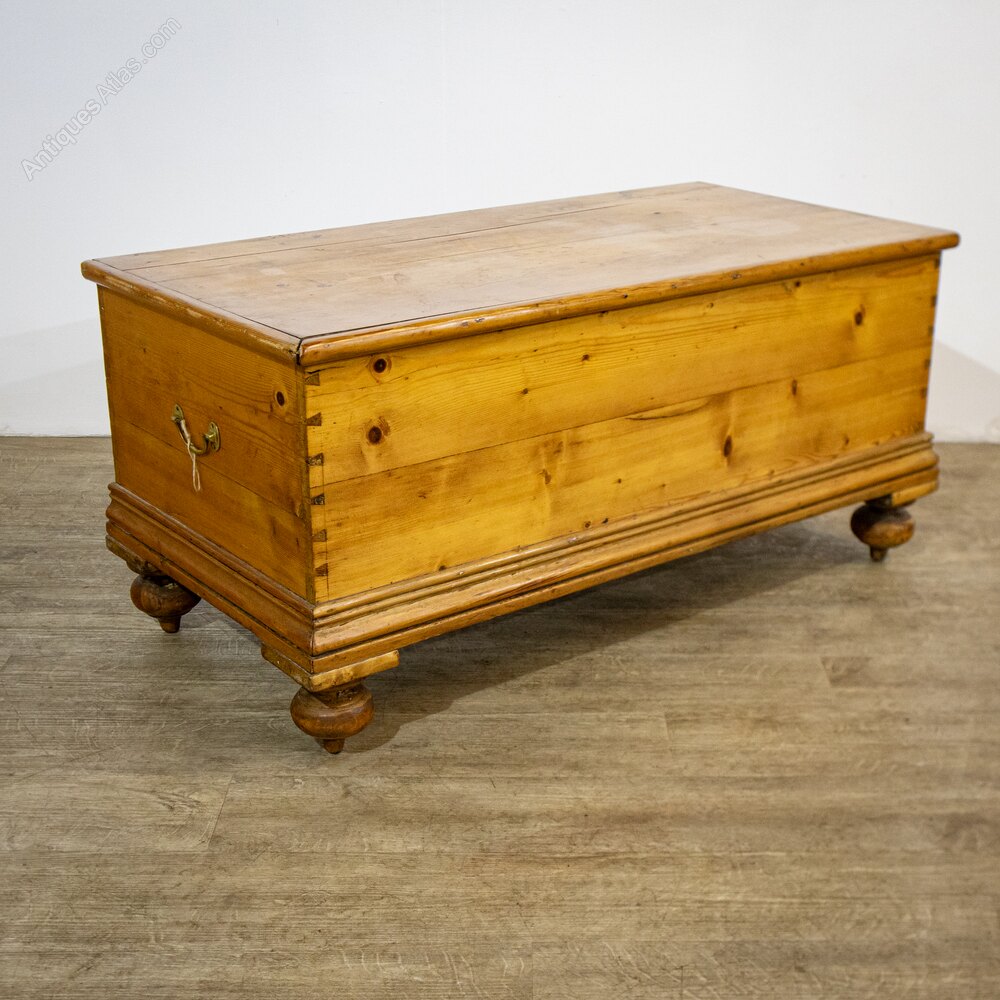 Victorian Pine Storage Or Blanket Box as343a4706 / S4DZST3388 - Antiques Atlas