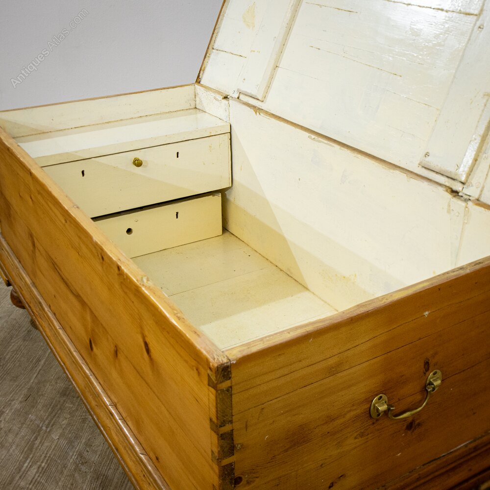 Victorian Pine Storage Or Blanket Box as343a4706 / S4DZST3388 - Antiques Atlas
