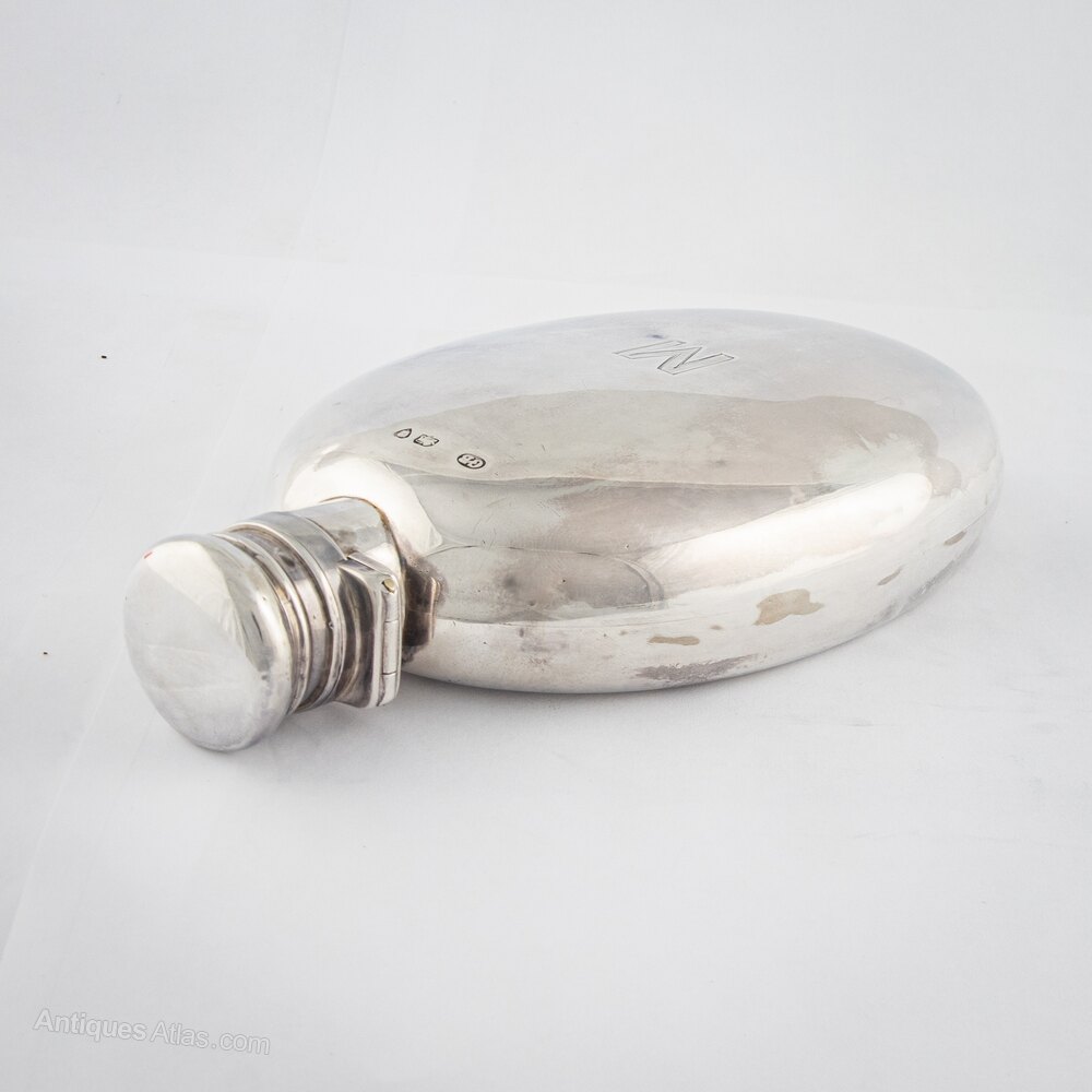 Antiques Atlas - Victorian Silver Hip Flask as343a4471 / S4DZST2950