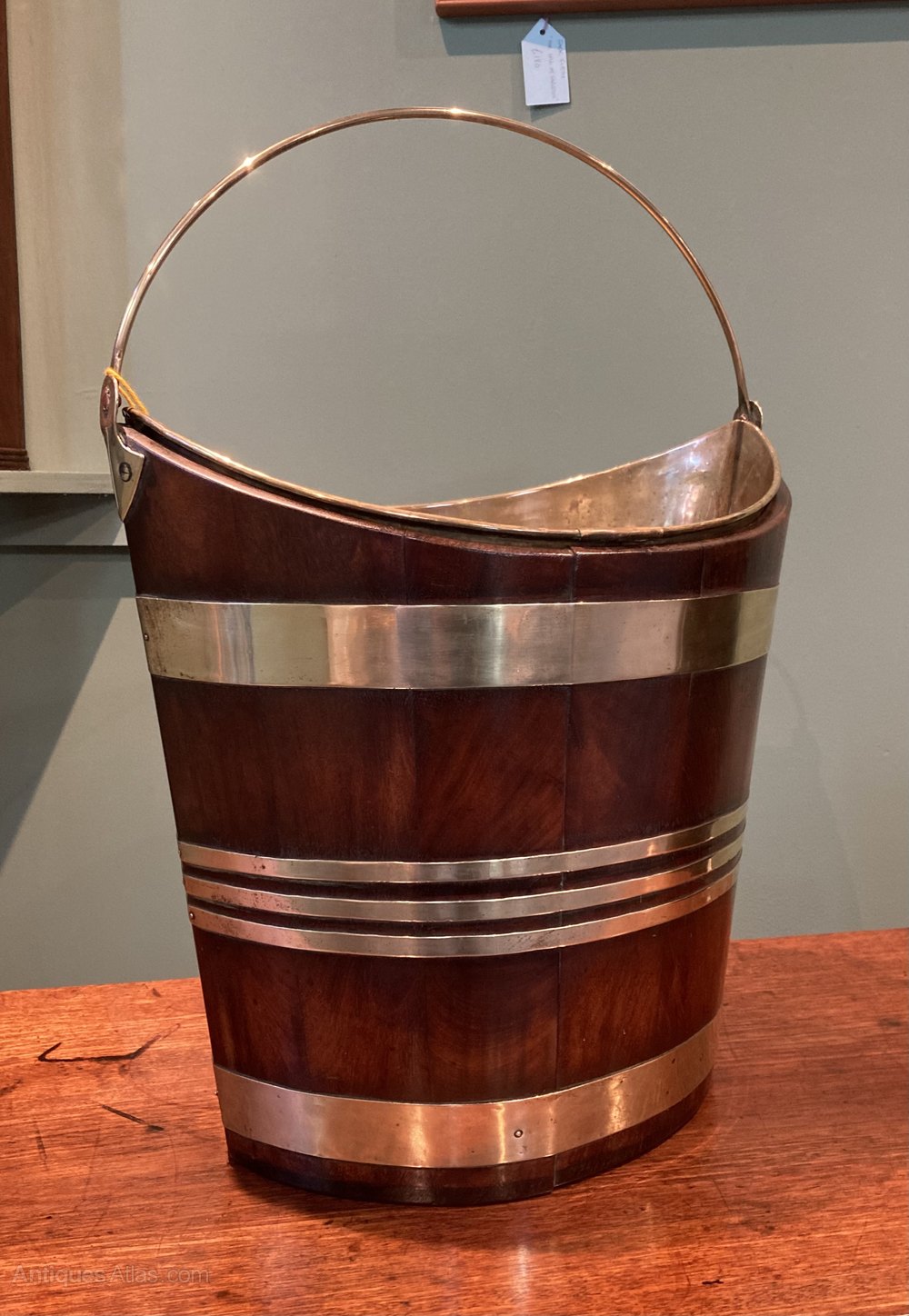 Antiques Atlas - Georgian Mahogany Oyster Bucket