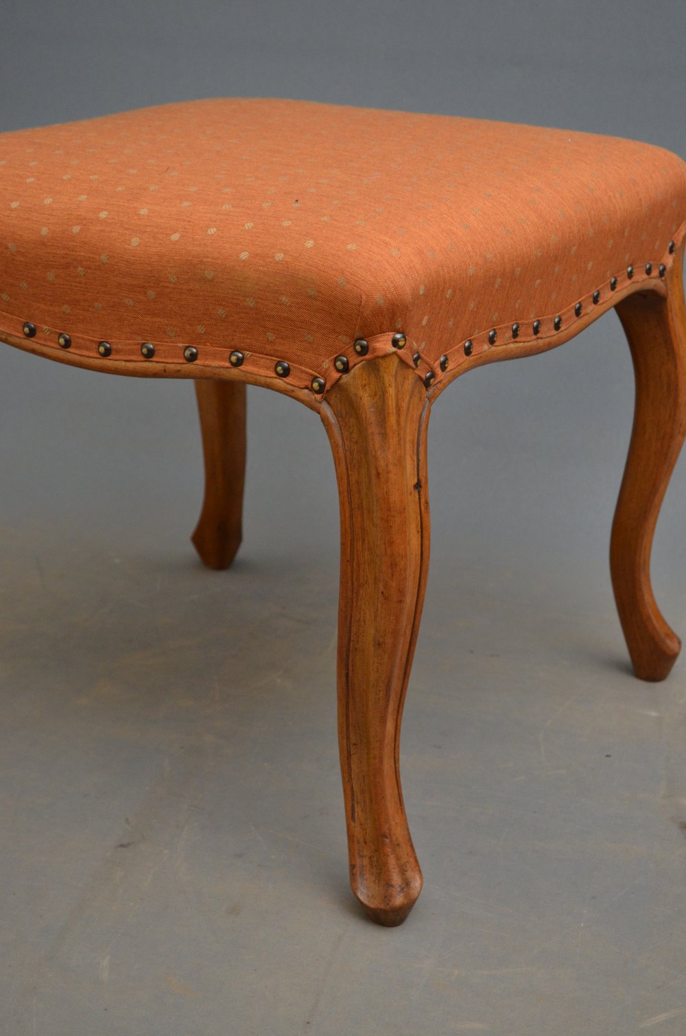 Elegant Victorian Stool In Walnut - Antiques Atlas