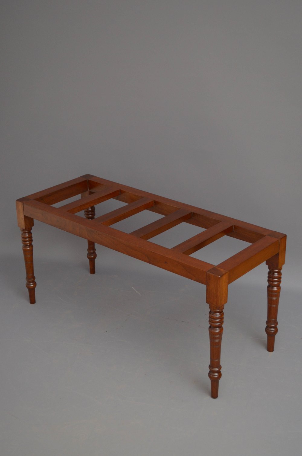 Long Edwardian Walnut Luggage Rack - Antiques Atlas