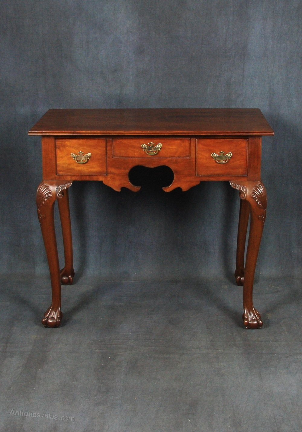 Early 19th Century Irish Mahogany Lowboy as346a152 / 168 - Antiques Atlas