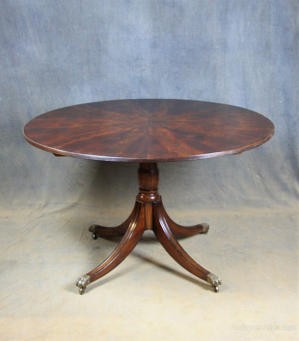 Regency Mahogany Breakfast / Dining Table - Antiques Atlas