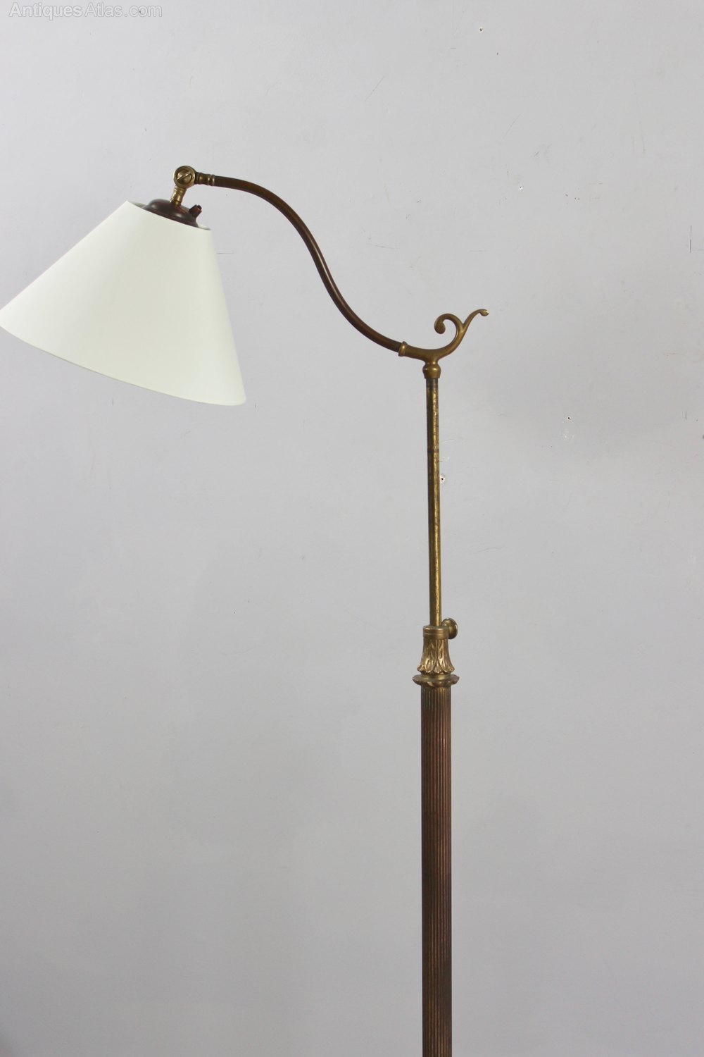 Antiques Atlas - Adjustable Brass Reading Lamp