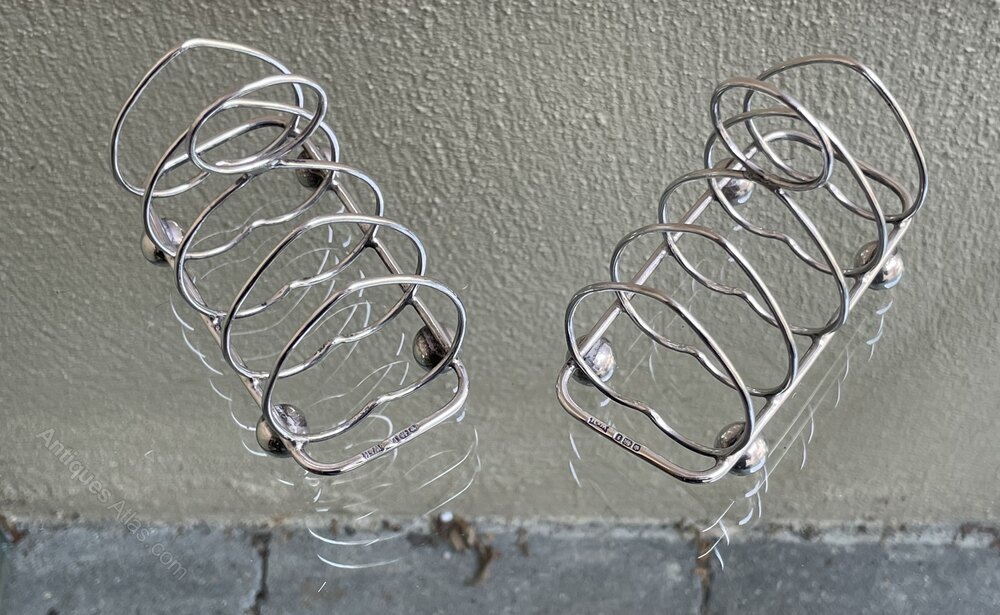 Antiques Atlas - Pair Heart Shaped Silver Toast Racks as824a2978