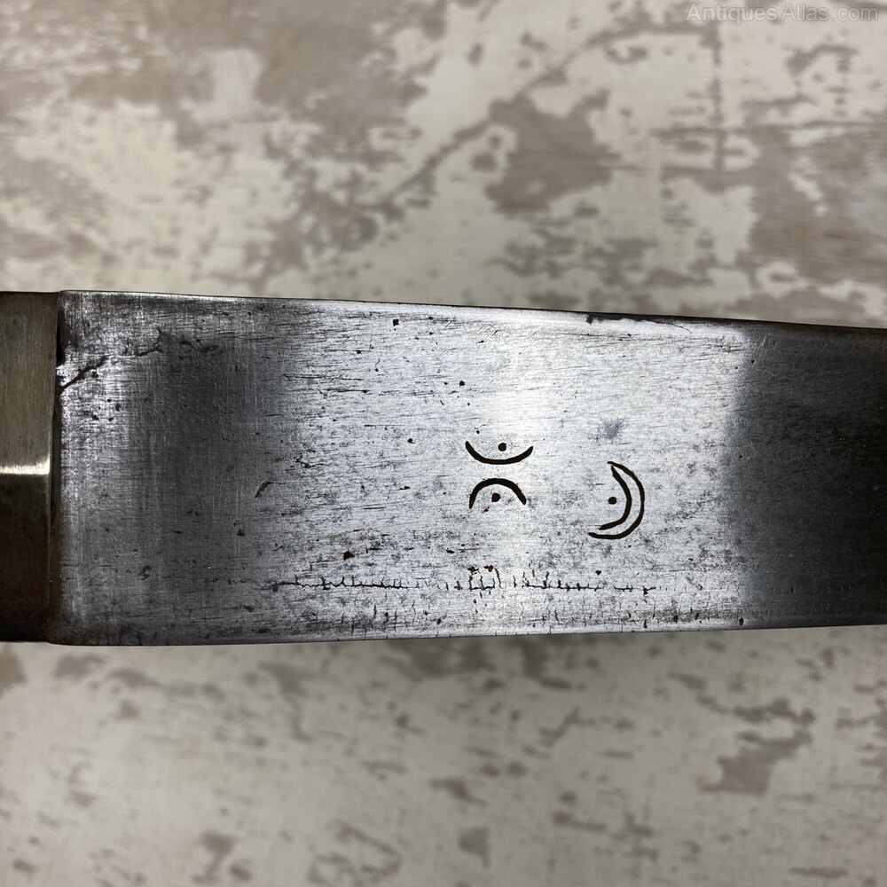 Antiques Atlas - Ban Sword. as1110a074